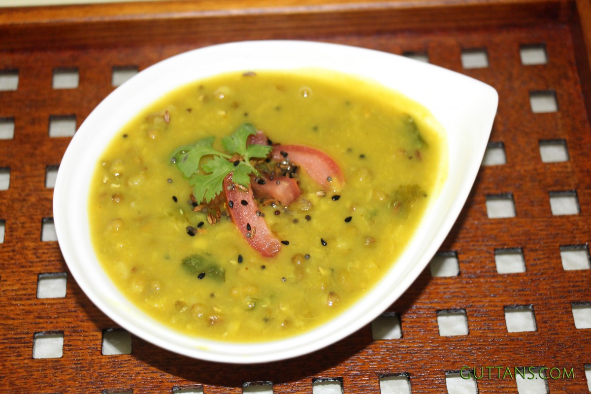 Mixed Lentil Curry | Dal Curry | Vegan Lentil Curry | Guttans