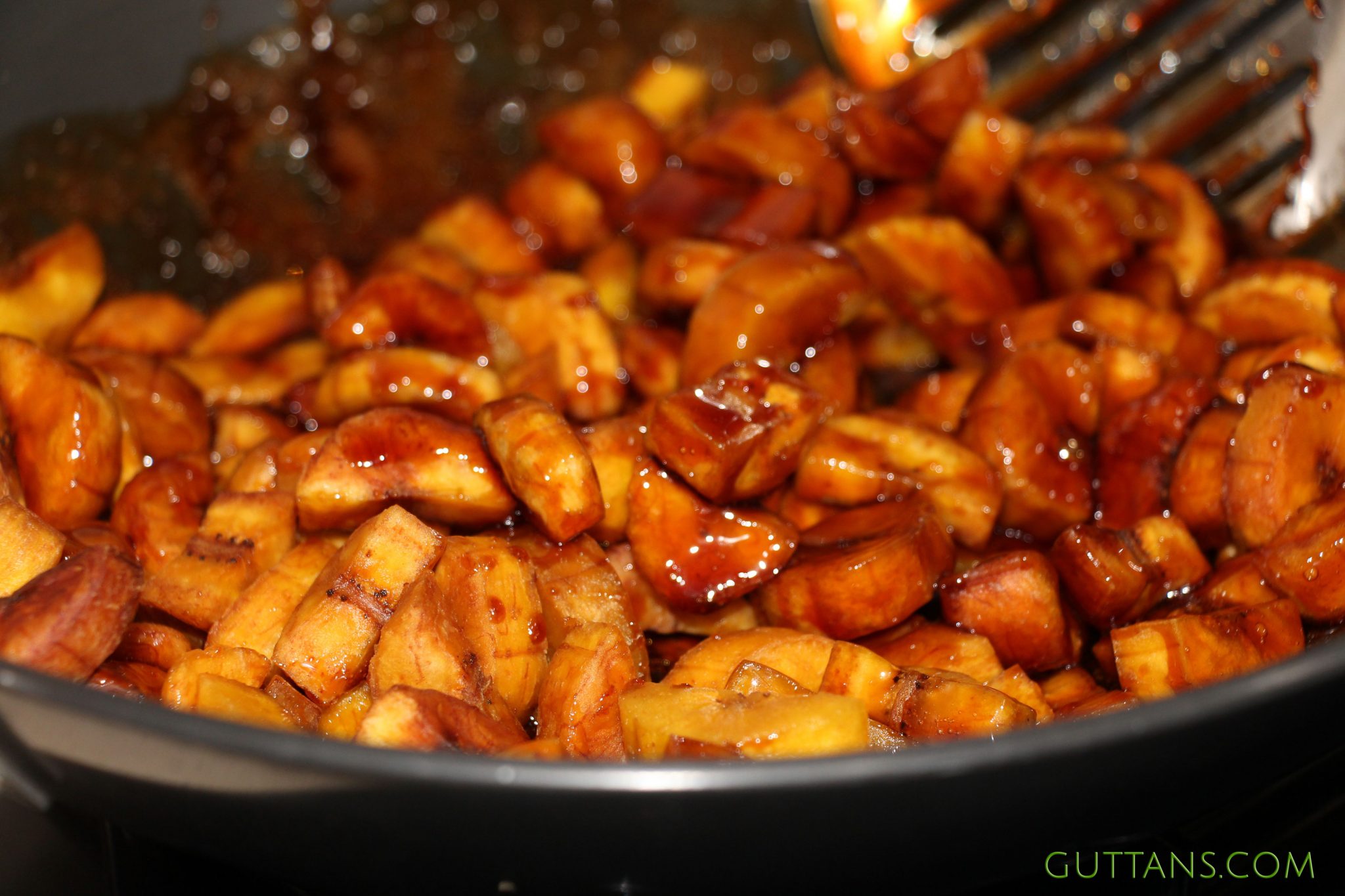 Sarkara Varatti Recipe | Jaggery Banana Chips | Sarkara Upperi | Guttans